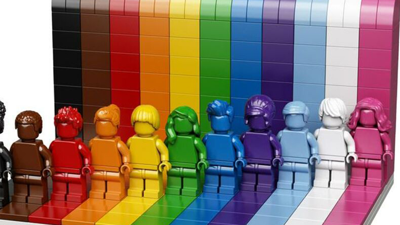 LEGO Fortnite | Set LGBTQ+ Todos São Incríveis aparece como easter egg ...